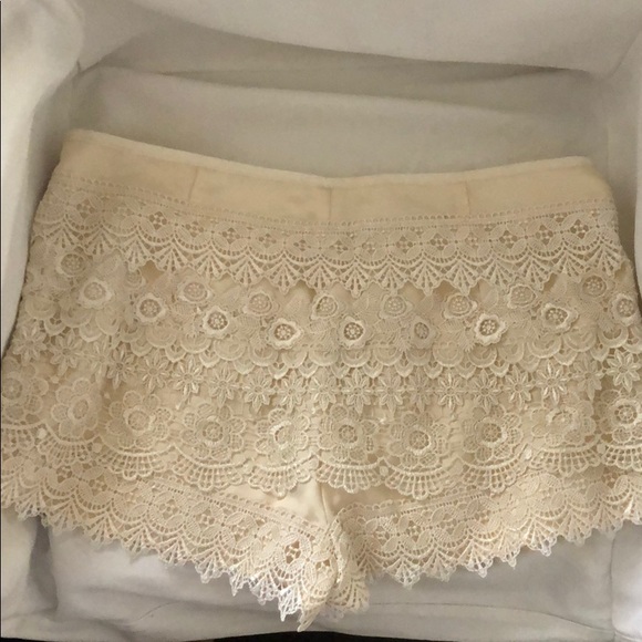 Sans Souci | Shorts | Creek White Ruffle Shorts | Poshmark